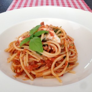 Spaghetti met mozzarella - spaghetti recepten